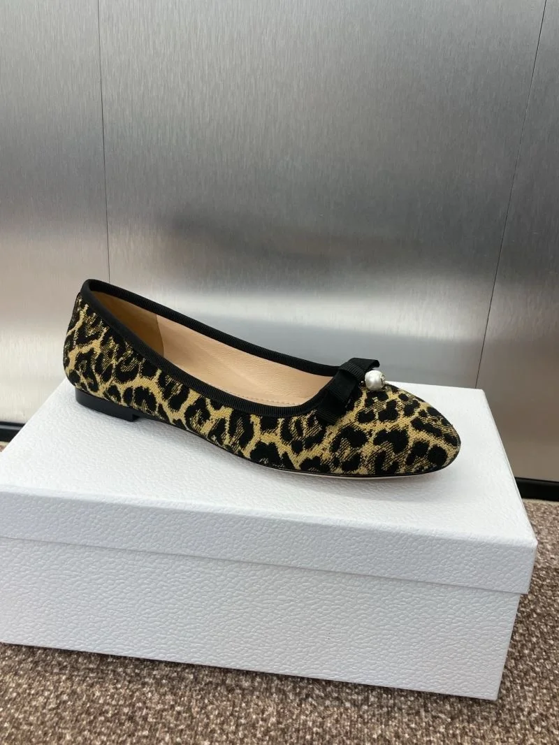 Indistinguishable Christian Dior Low Shoes