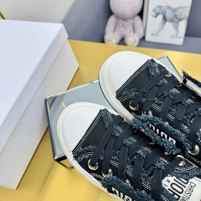 Official Christian Dior Low Shoes