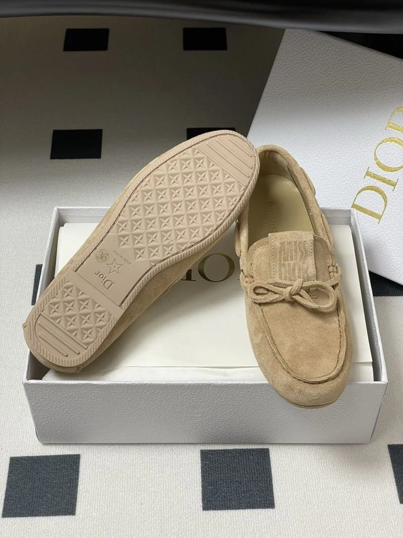 Value-priced Christian Dior Low Shoes