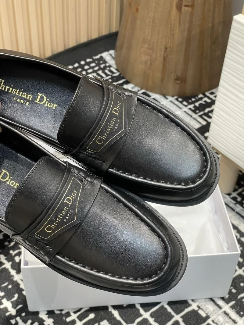 Inexpensive Christian Dior Low Shoes