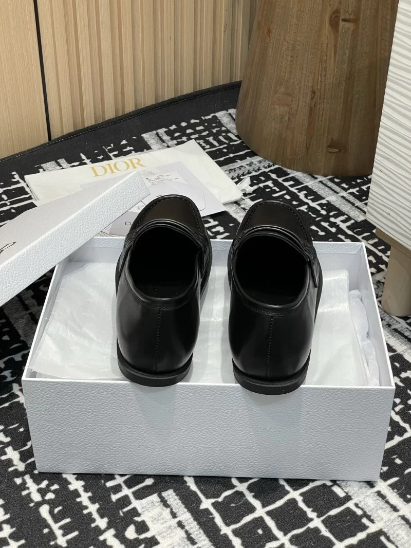 Inexpensive Christian Dior Low Shoes