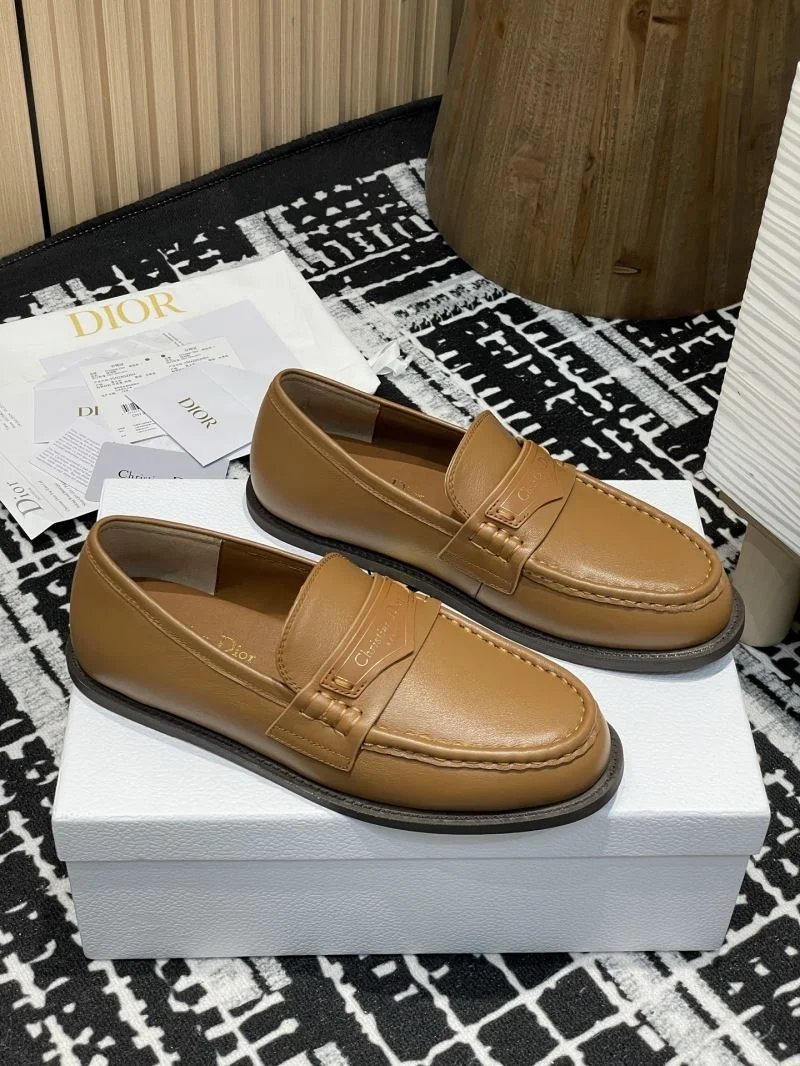 Top match Christian Dior Low Shoes