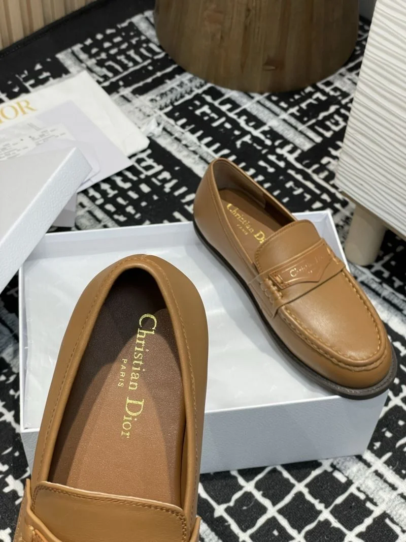 Top match Christian Dior Low Shoes