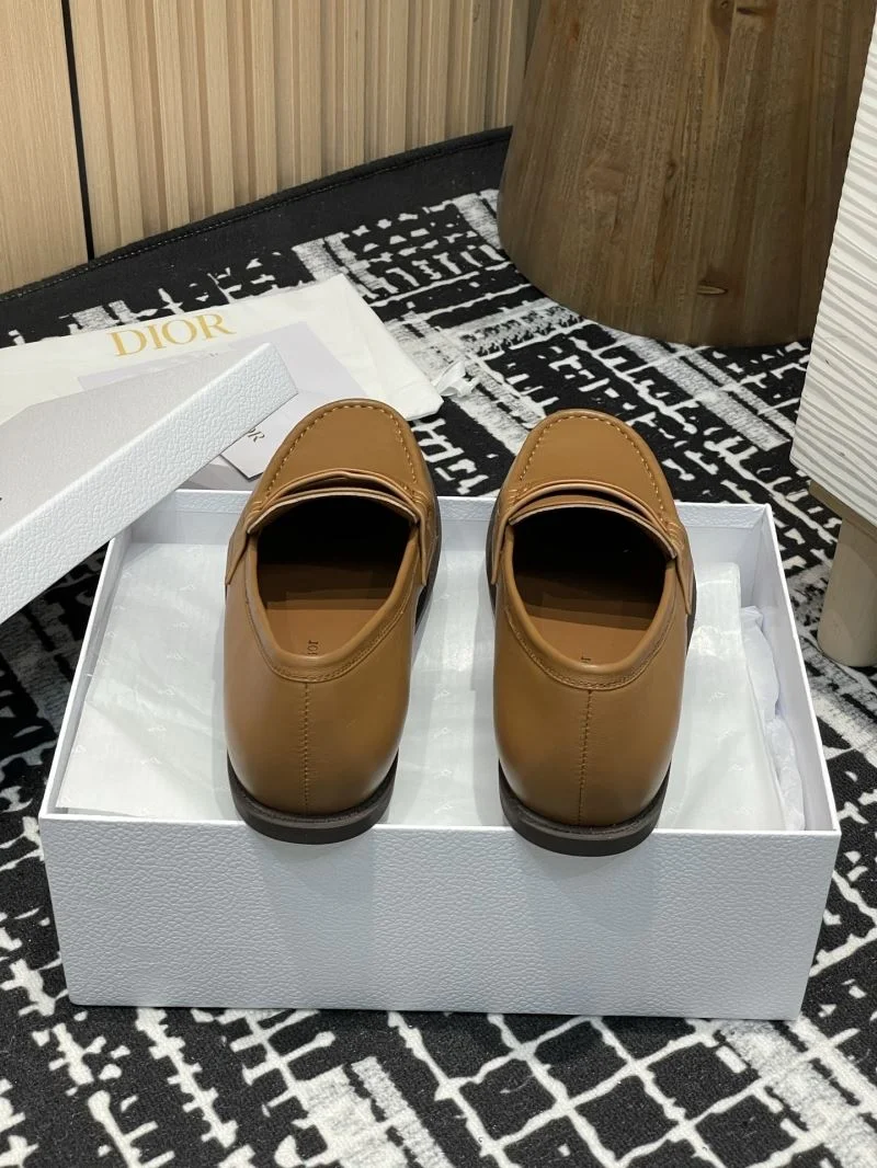 Top match Christian Dior Low Shoes