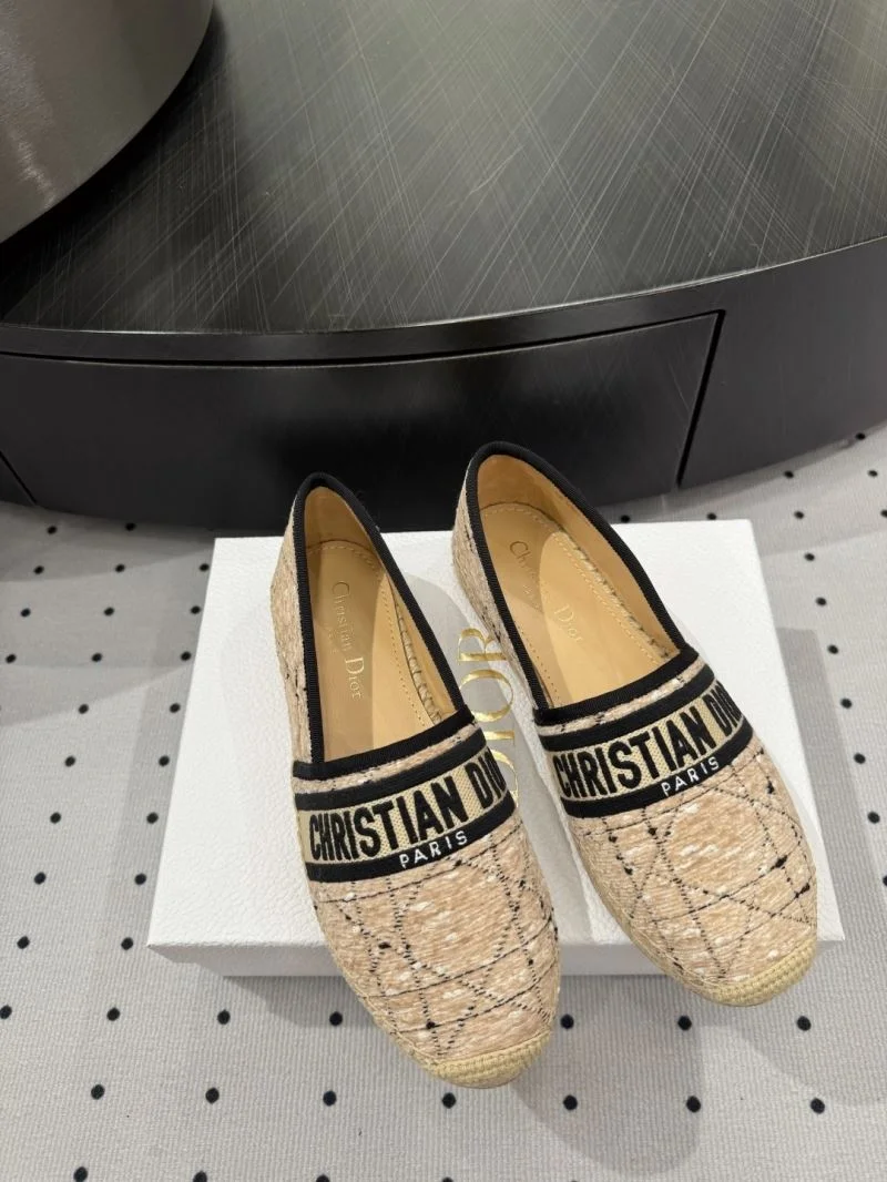 Inexpensive Christian Dior Low Shoes