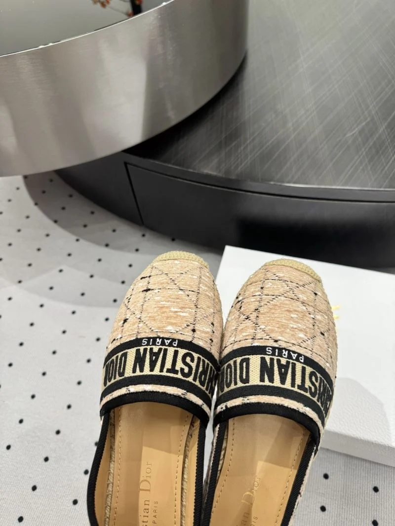 Inexpensive Christian Dior Low Shoes