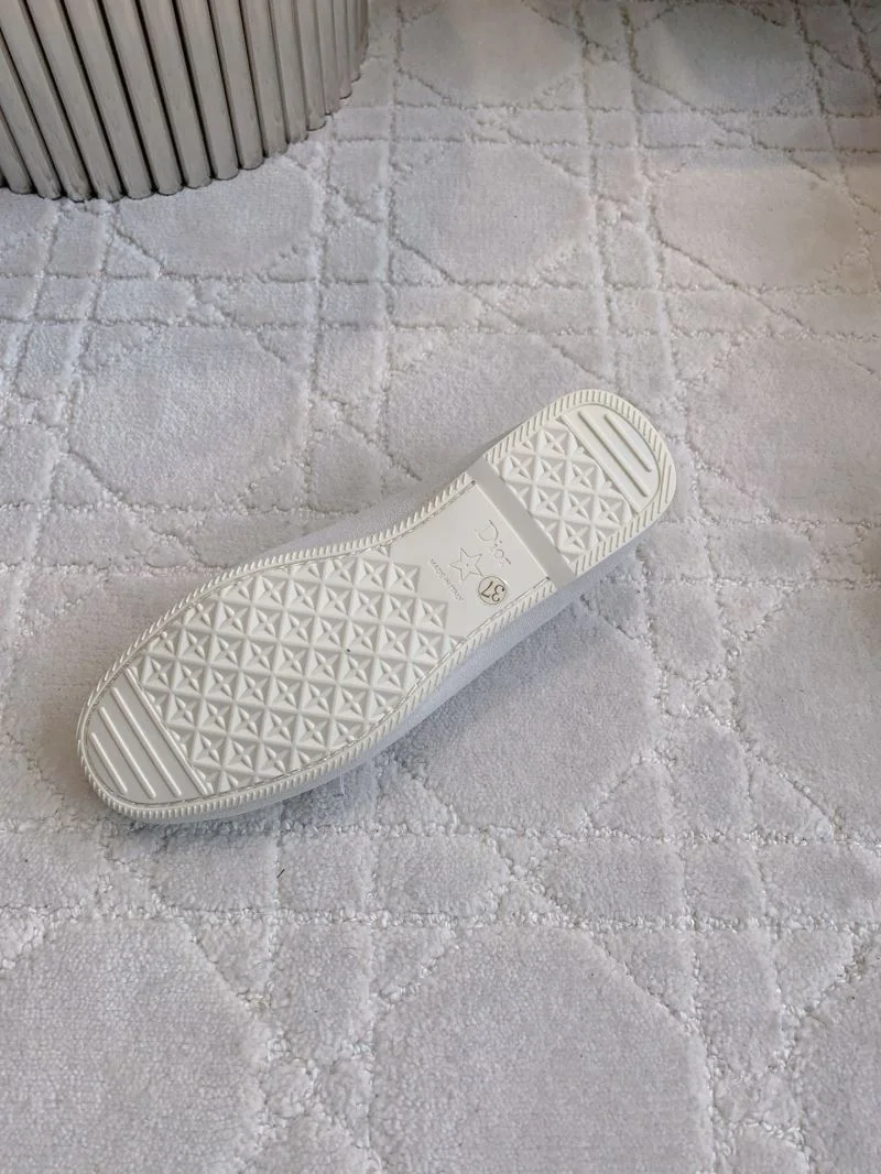 Factory-made Christian Dior Low Shoes
