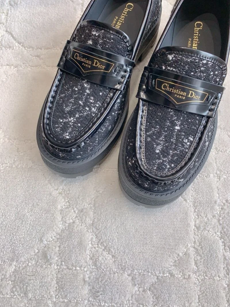 Bargain Christian Dior Low Shoes