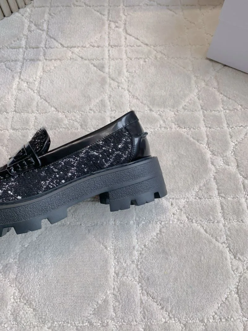 Bargain Christian Dior Low Shoes