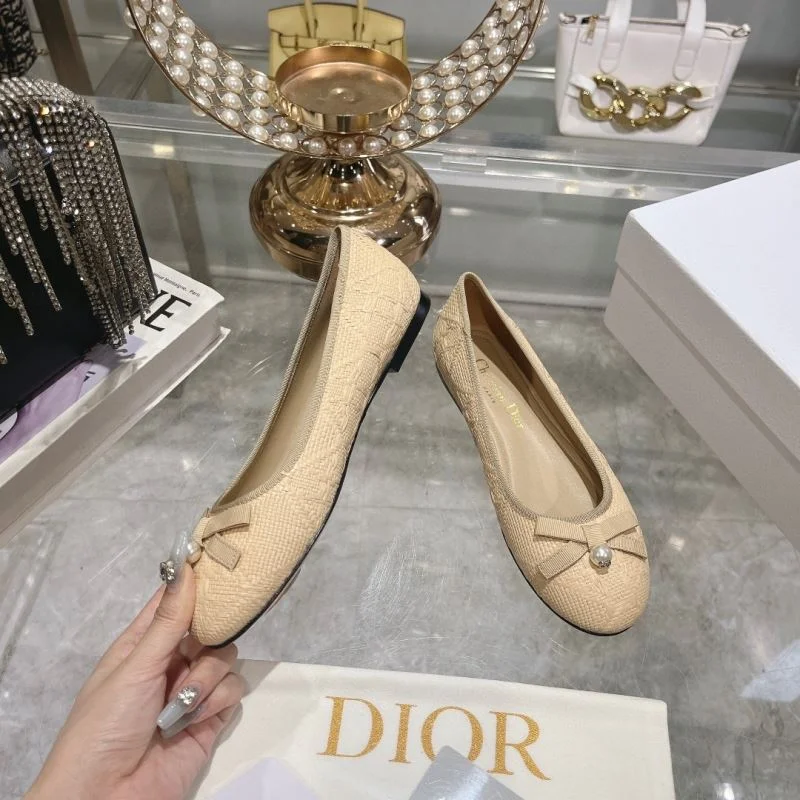 Factory-made Christian Dior Low Shoes