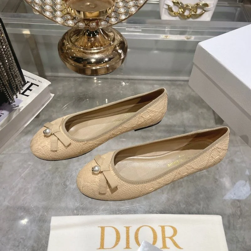 Factory-made Christian Dior Low Shoes