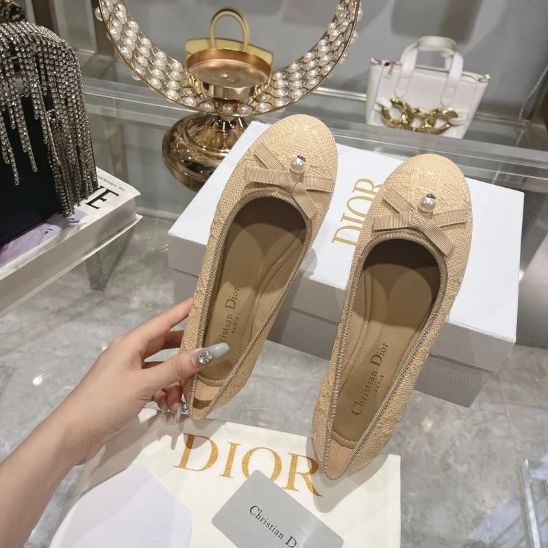 Factory-made Christian Dior Low Shoes