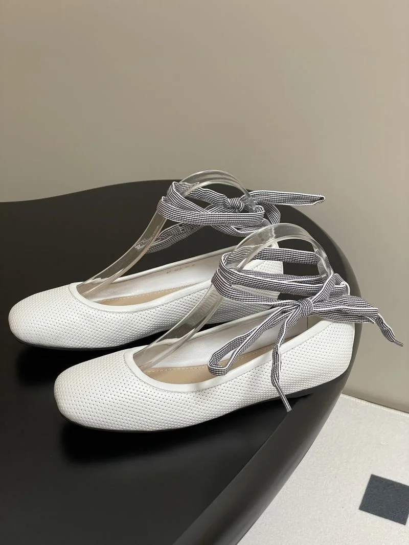Indistinguishable Christian Dior Low Shoes