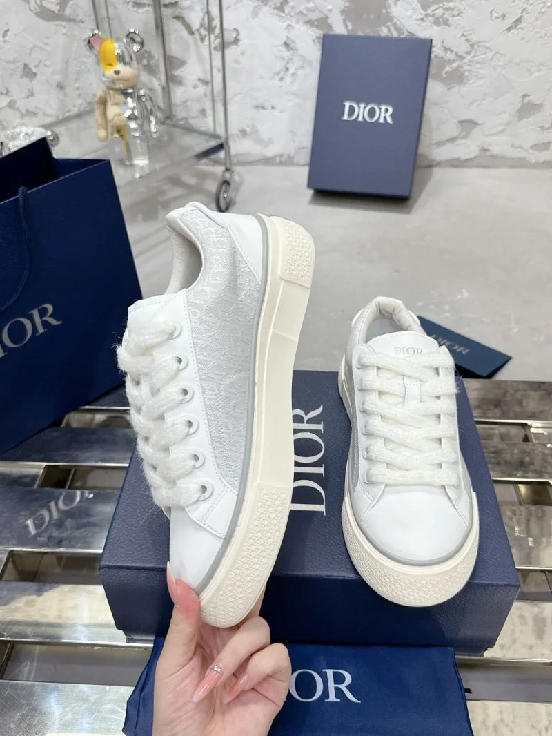 Inexpensive Christian Dior Low Shoes