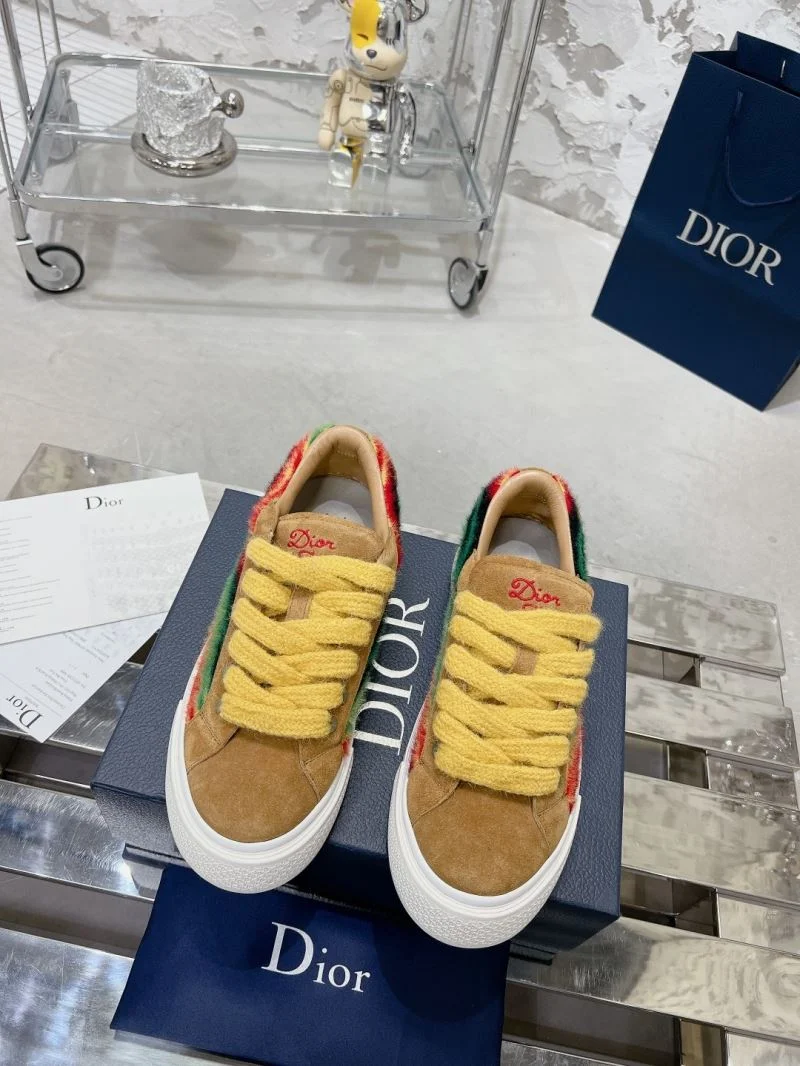 Value-priced Christian Dior Low Shoes