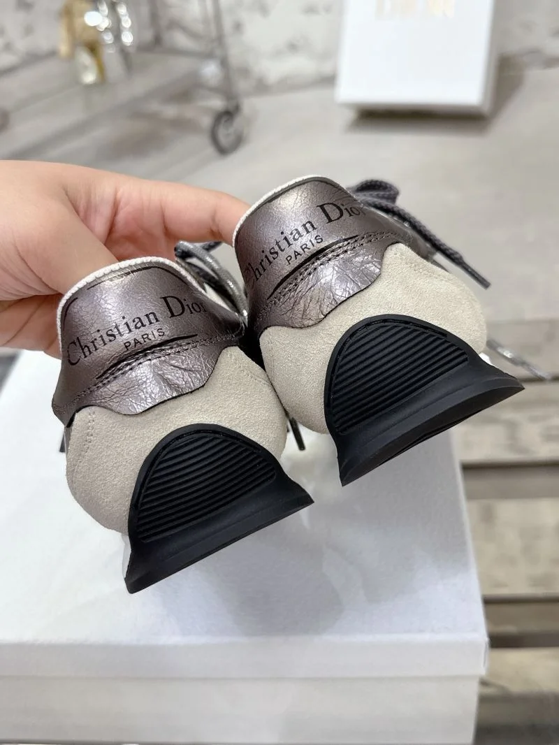 Bargain Christian Dior Low Shoes