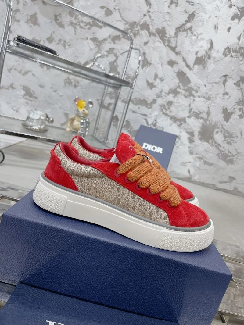 Accurate model Christian Dior Low Shoes