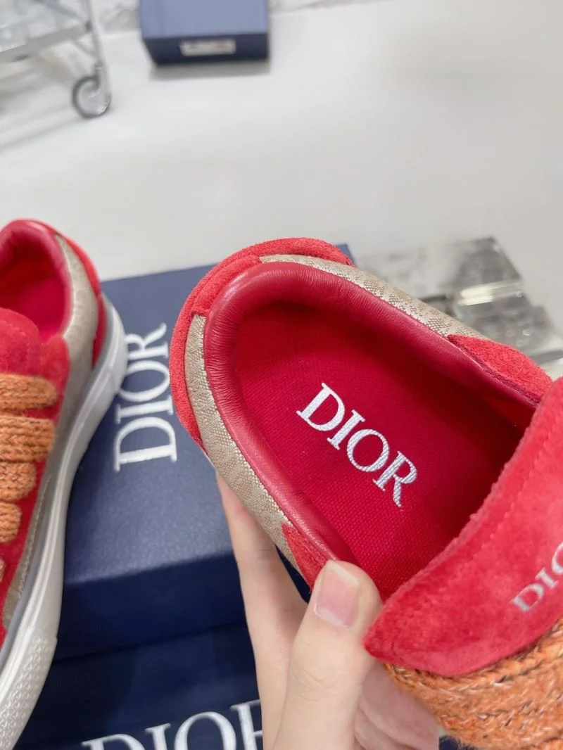 Accurate model Christian Dior Low Shoes