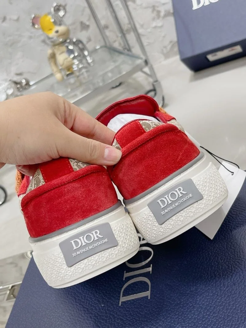 Accurate model Christian Dior Low Shoes