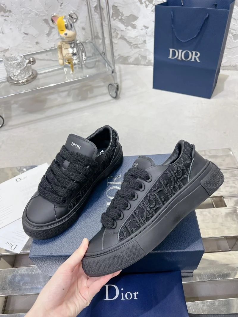Precise copy Christian Dior Low Shoes