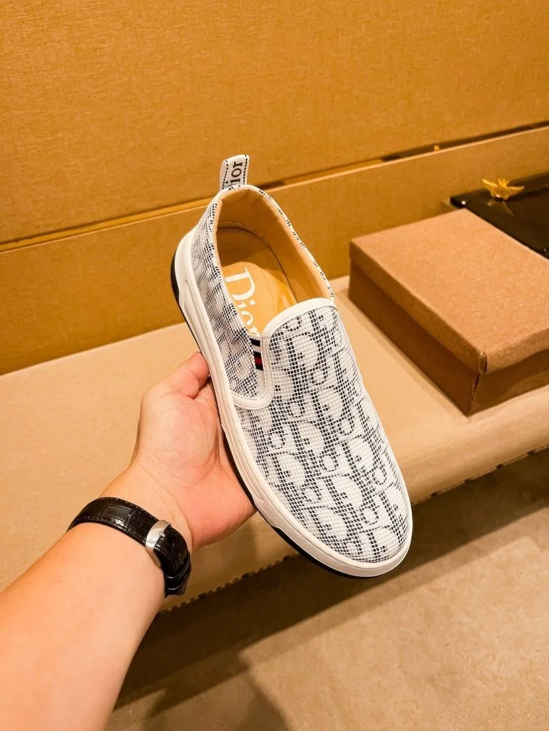 Factory-made Christian Dior Low Shoes