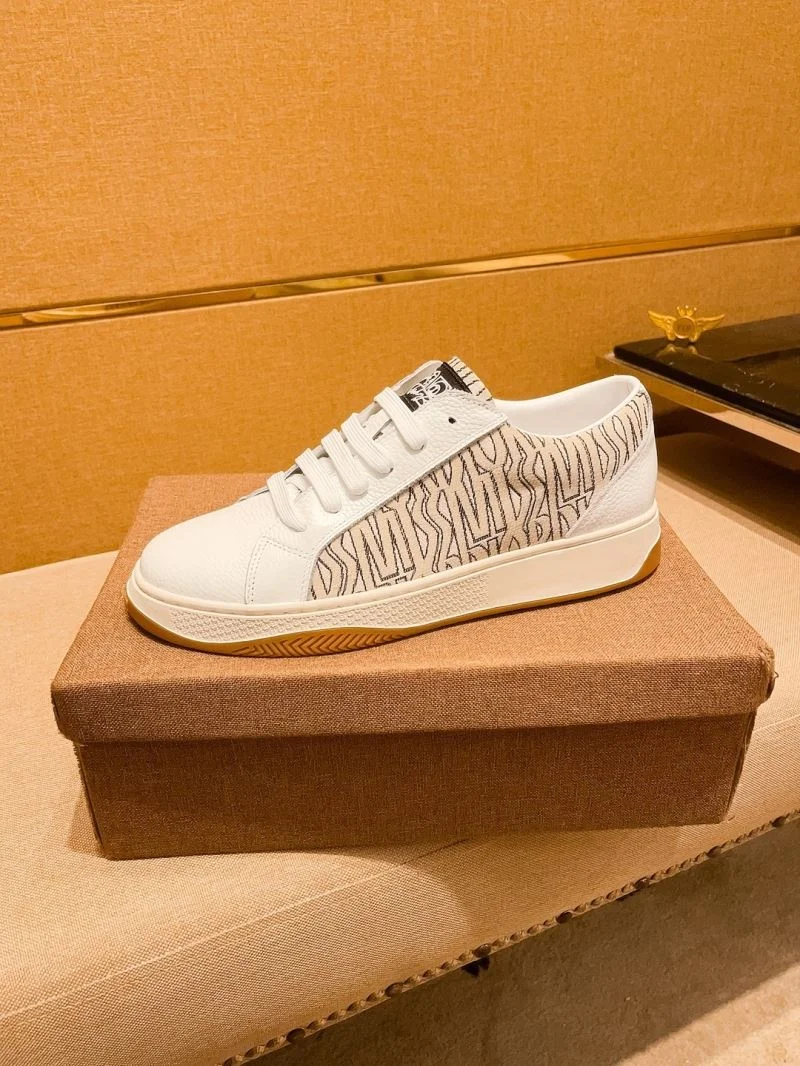 Value-priced Christian Dior Low Shoes