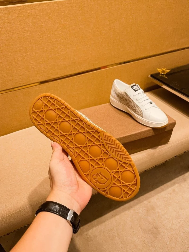 Value-priced Christian Dior Low Shoes