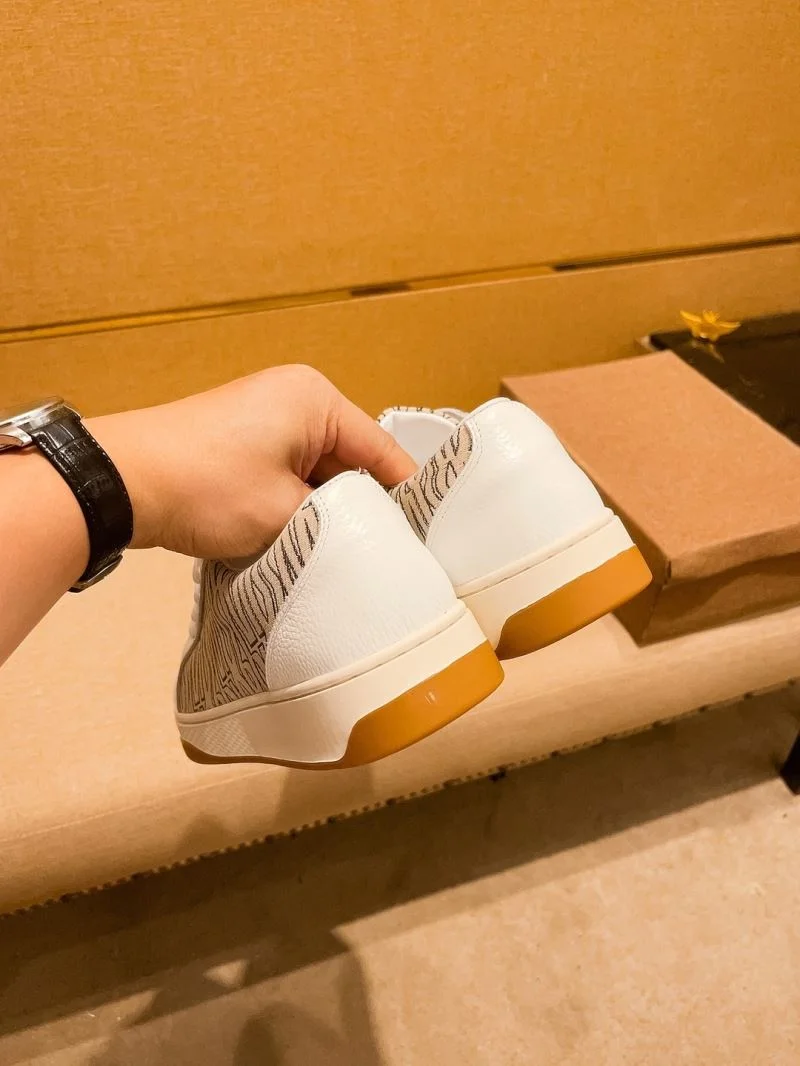 Value-priced Christian Dior Low Shoes