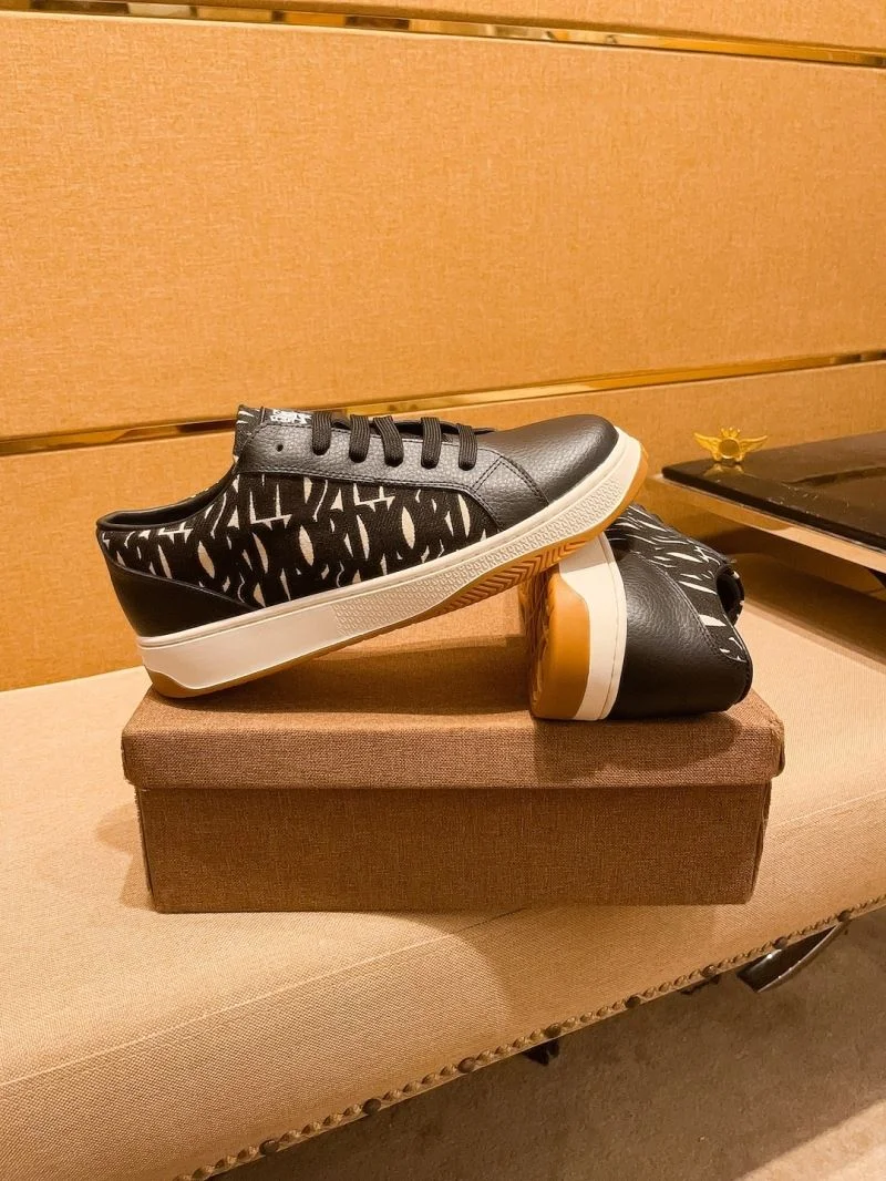 Legit Christian Dior Low Shoes