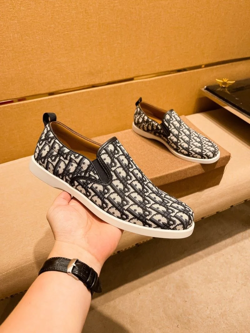 Value-priced Christian Dior Low Shoes