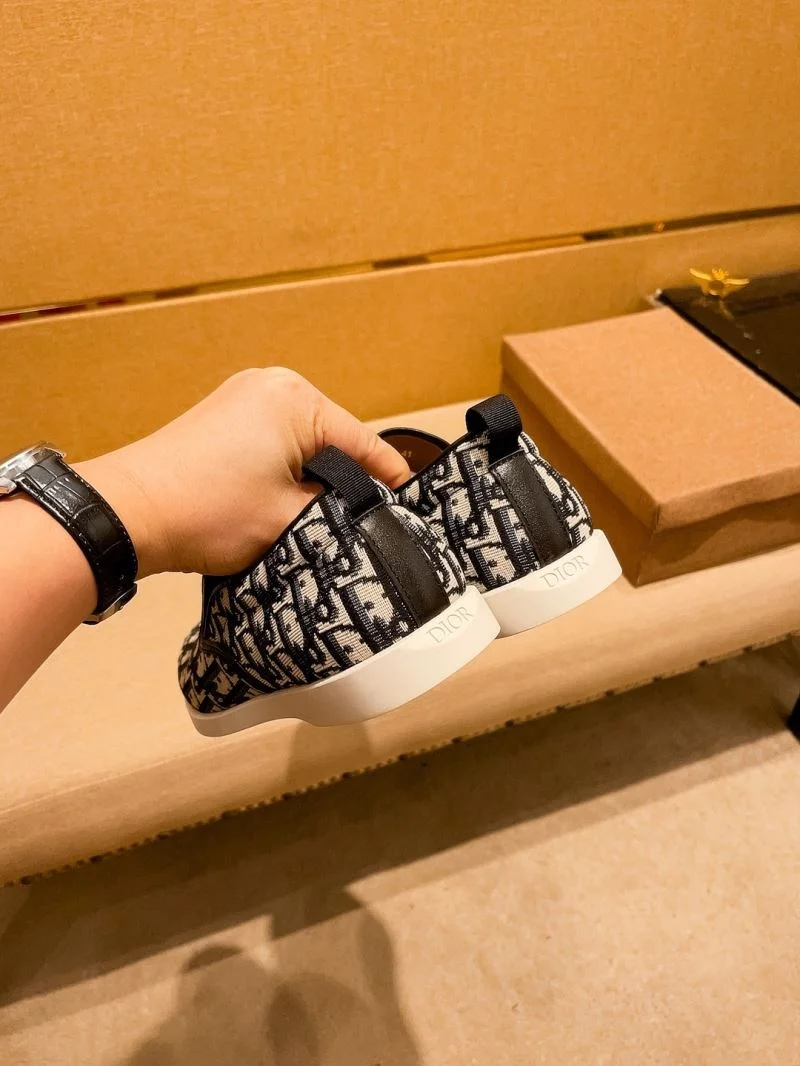 Value-priced Christian Dior Low Shoes