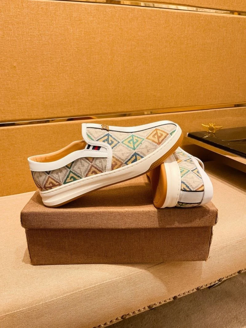 Bargain Christian Dior Low Shoes
