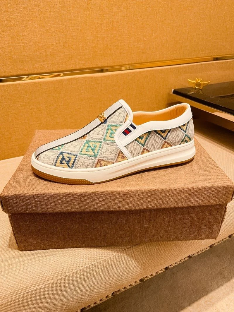 Bargain Christian Dior Low Shoes