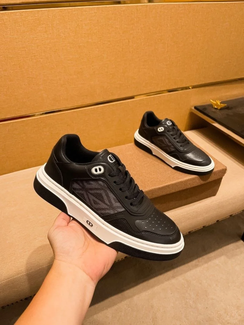Low-cost Christian Dior Low Shoes