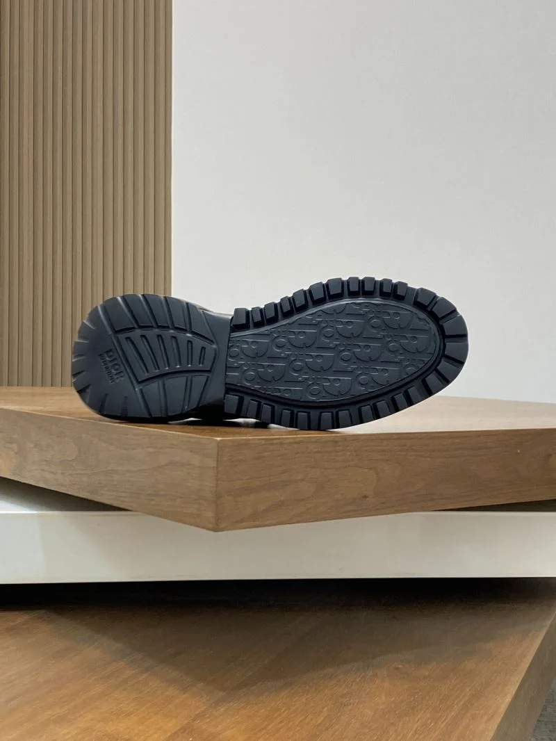 Factory-made Christian Dior Low Shoes