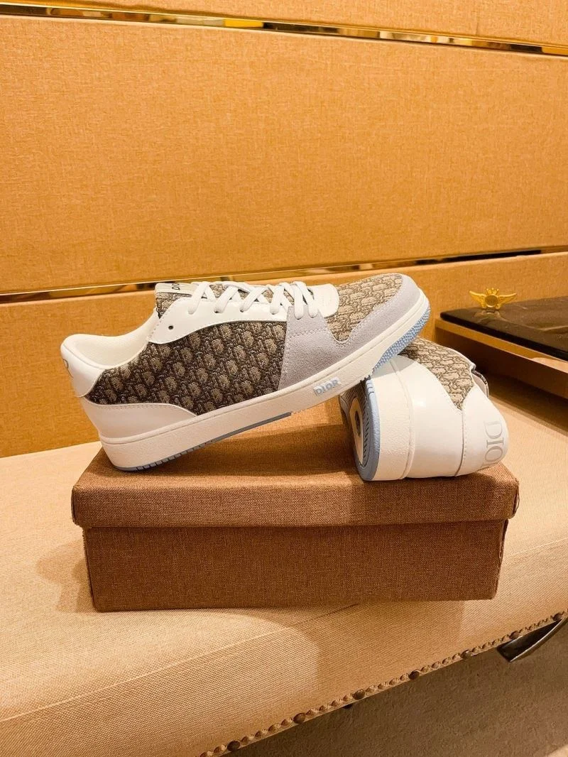 Value-priced Christian Dior Low Shoes