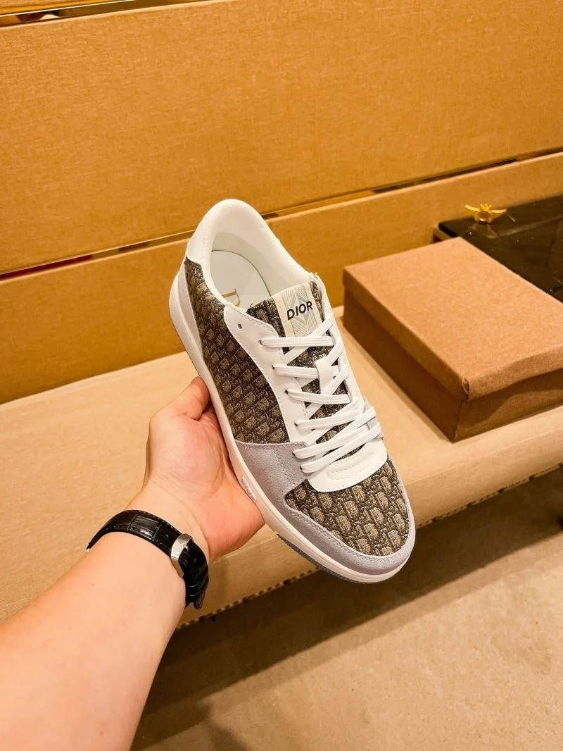 Value-priced Christian Dior Low Shoes