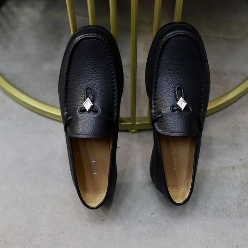 Value-priced Christian Dior Low Shoes