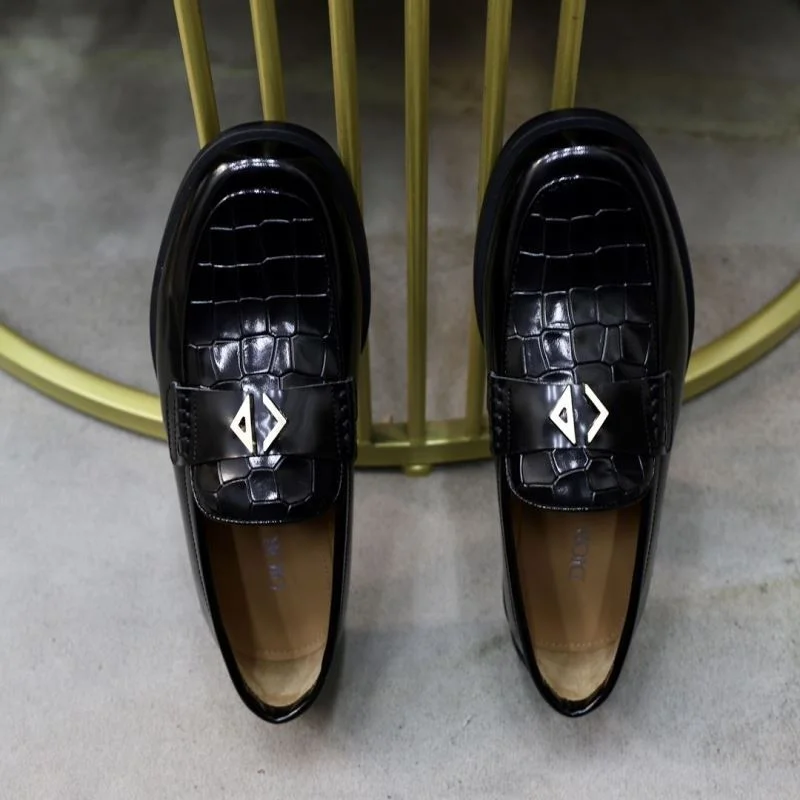 Official Christian Dior Low Shoes
