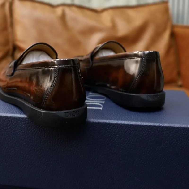 Exact replica Christian Dior Low Shoes
