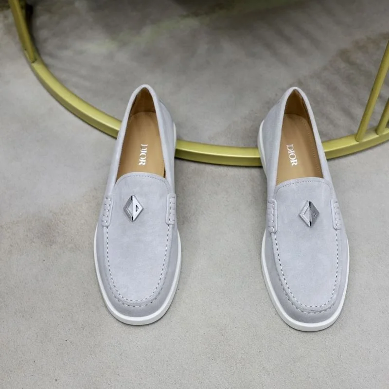Value-priced Christian Dior Low Shoes