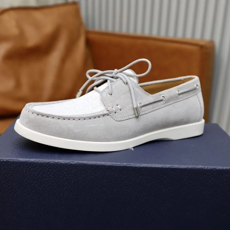 Bargain Christian Dior Low Shoes