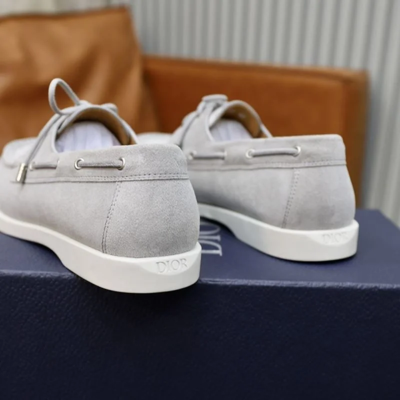 Bargain Christian Dior Low Shoes