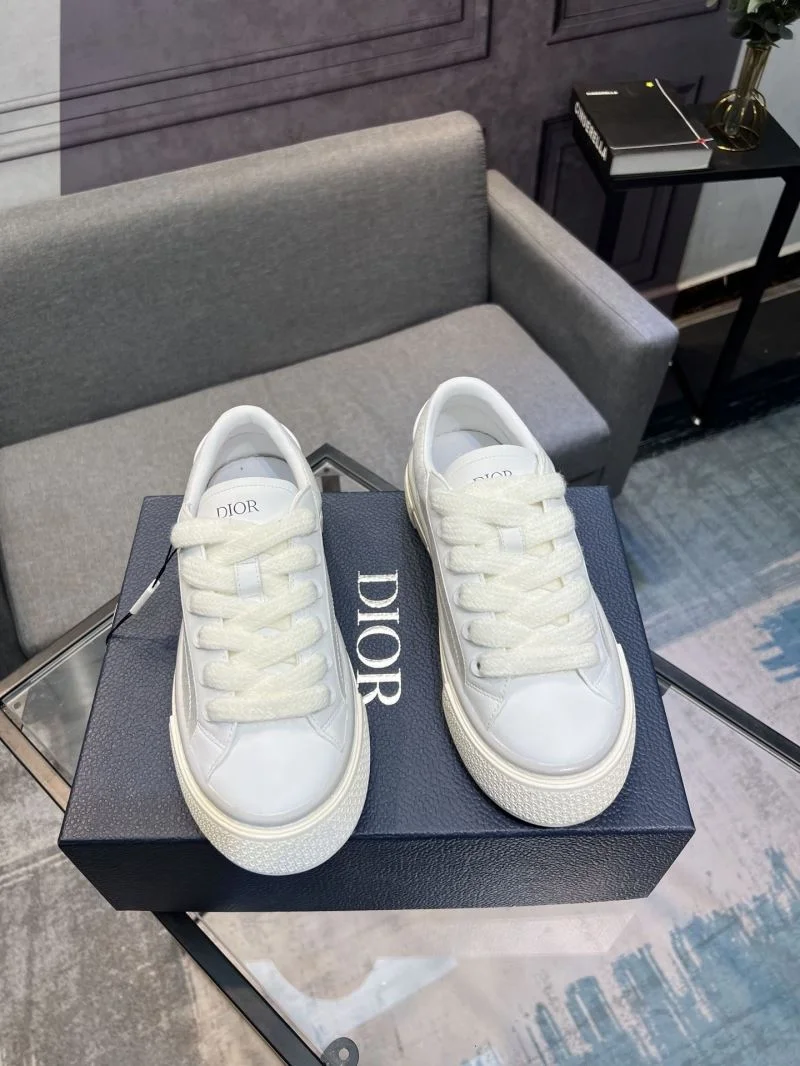 Top match Christian Dior Low Shoes