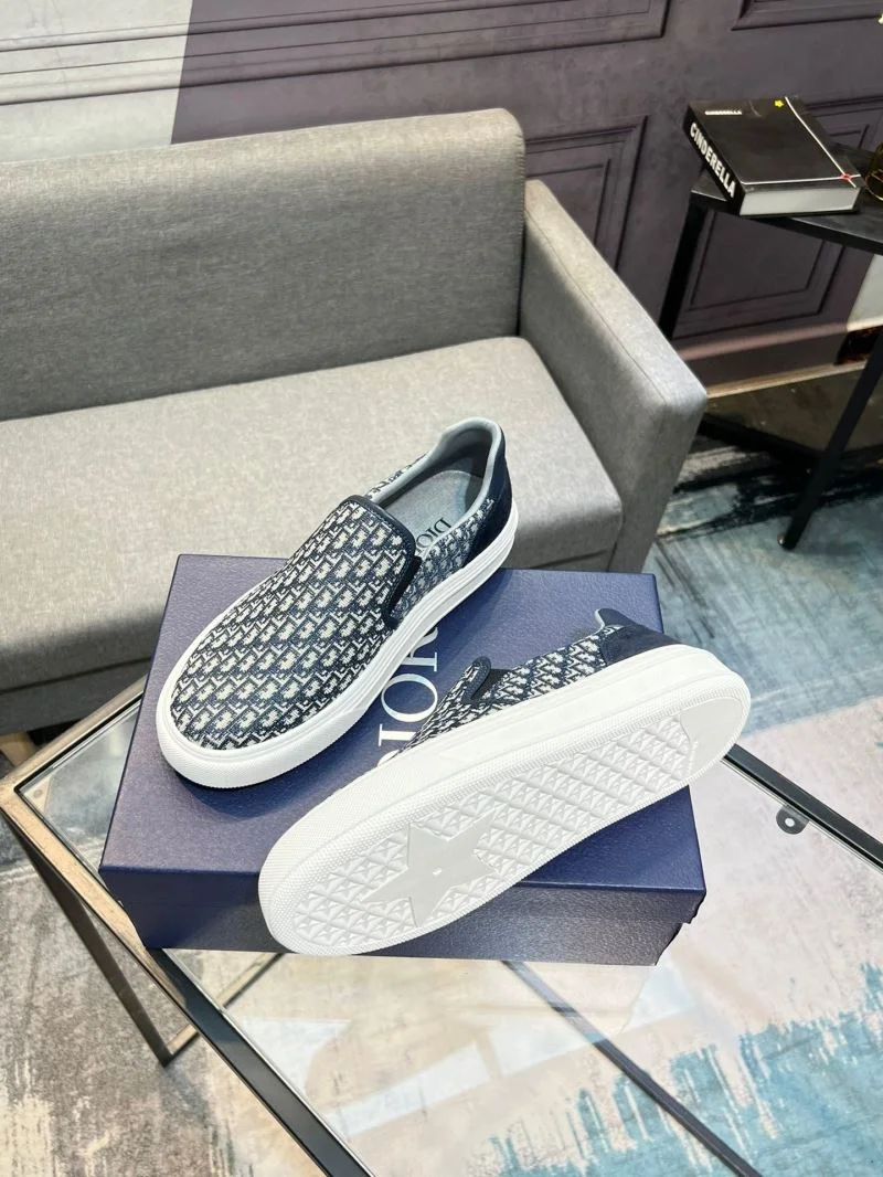 Precise copy Christian Dior Low Shoes