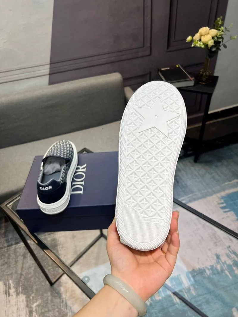 Precise copy Christian Dior Low Shoes