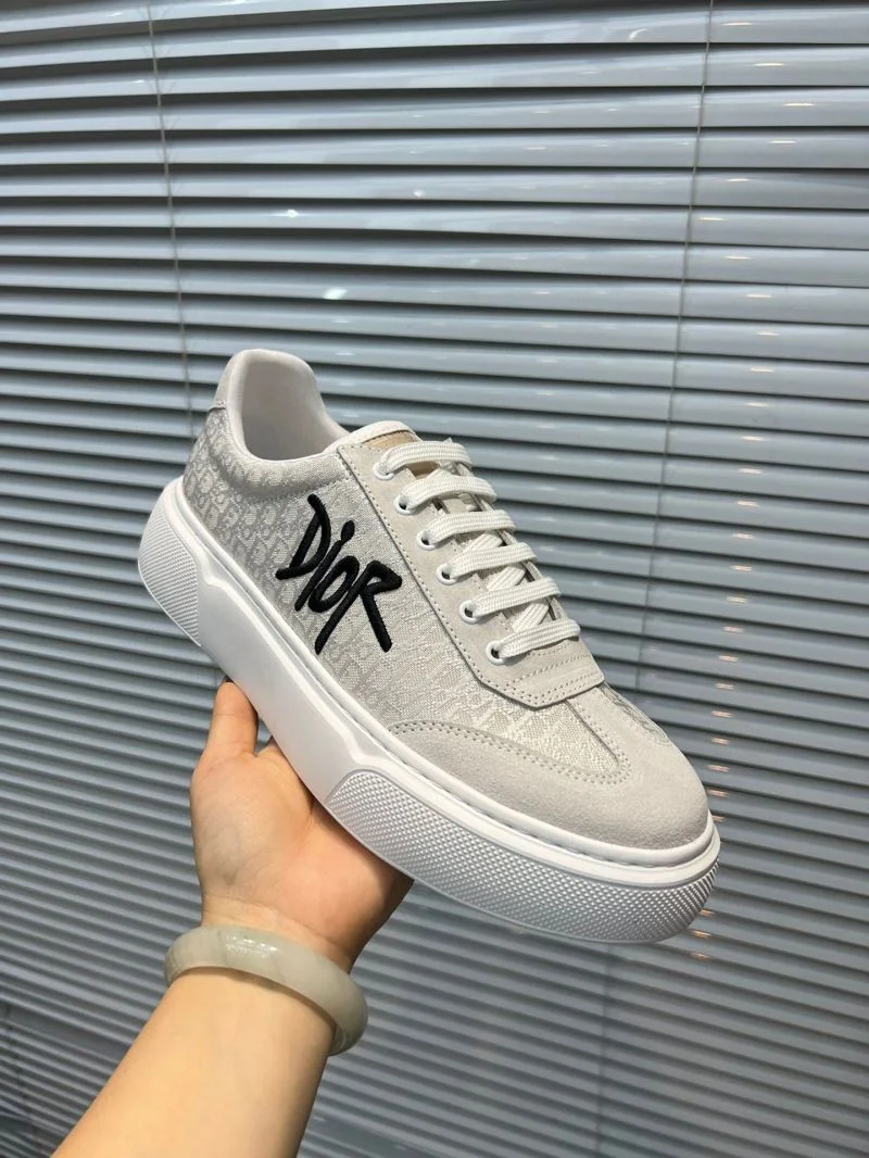 Discounted Christian Dior Low Shoes