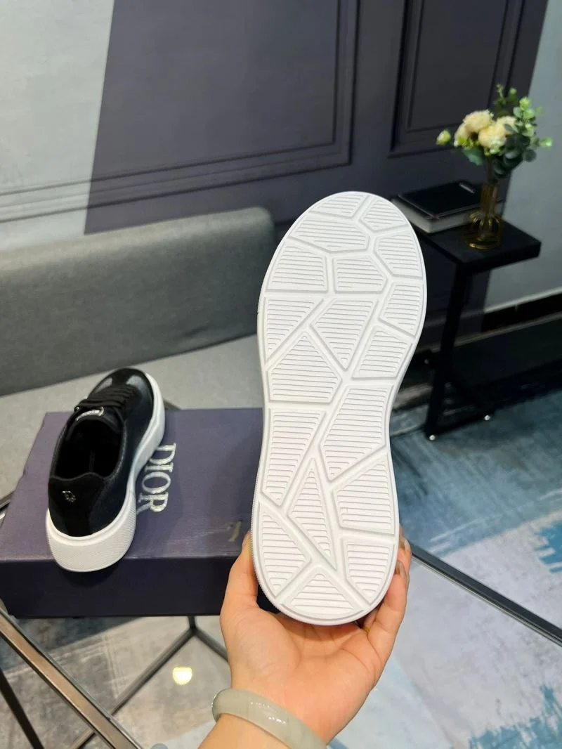 Value-priced Christian Dior Low Shoes