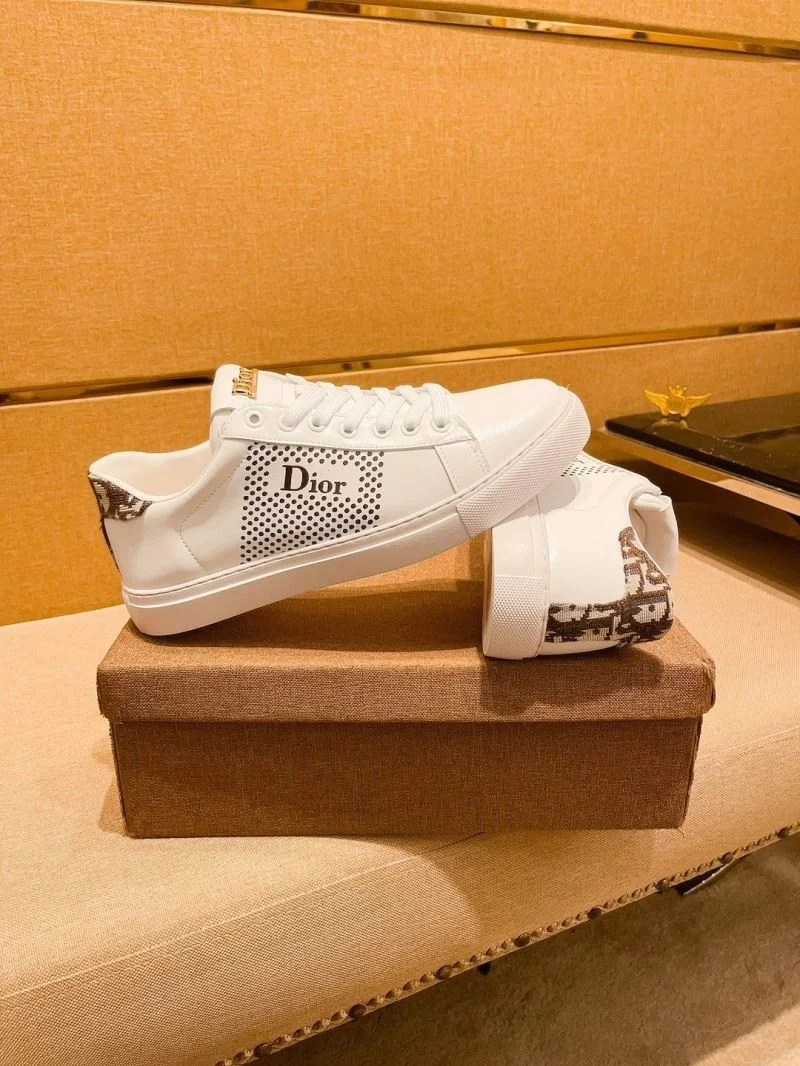 Precise copy Christian Dior Low Shoes