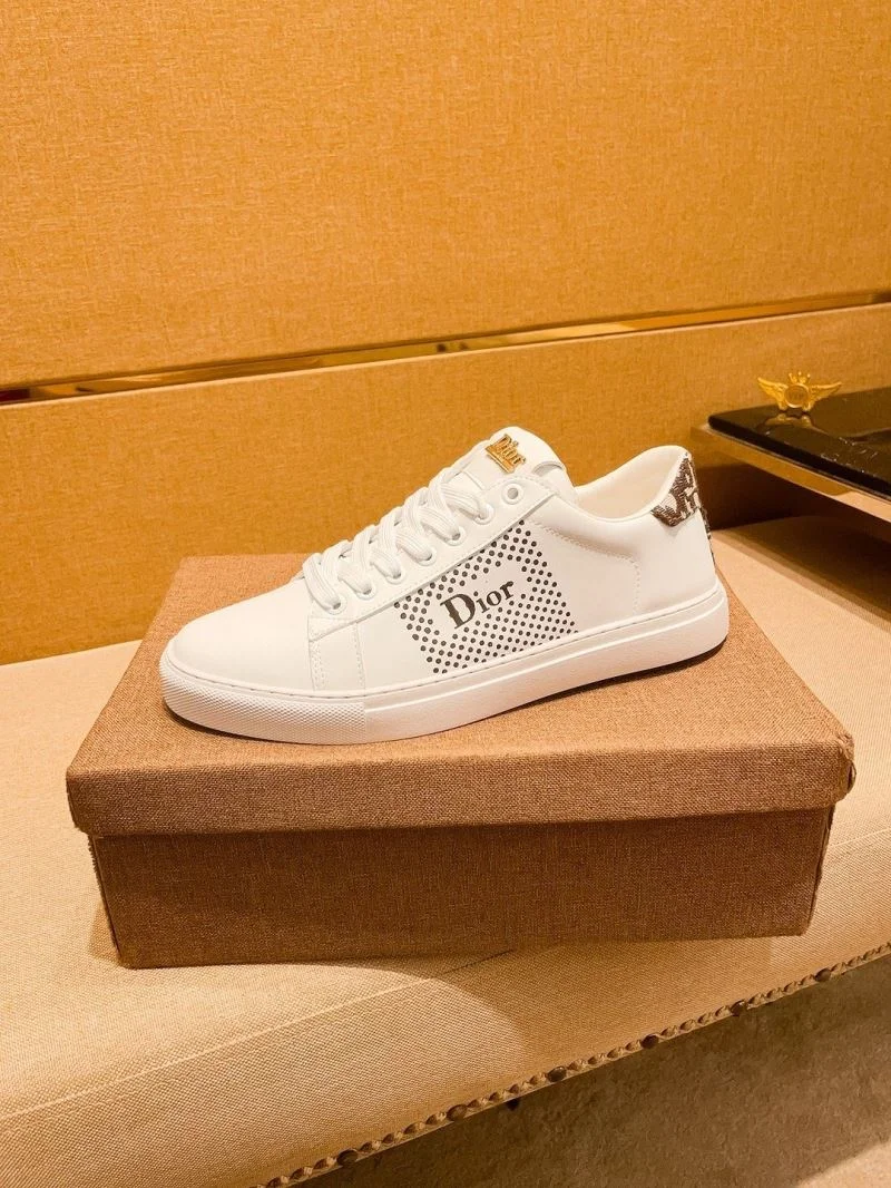 Precise copy Christian Dior Low Shoes